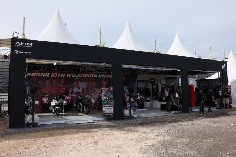 Booth Honda di Mandalika Kental Nuansa Balap