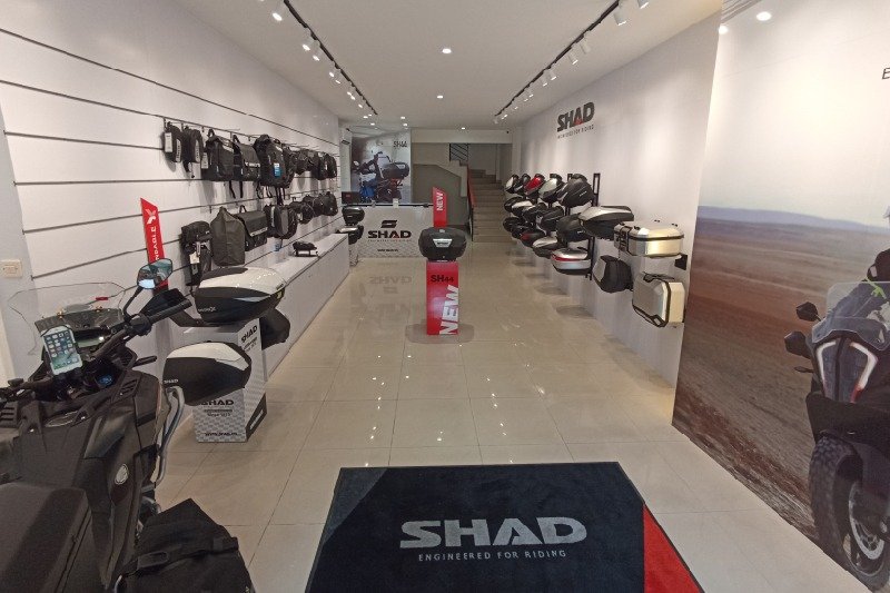 SHAD Store Resmi Dibuka, Siap Bikin Keren Motor Bikers