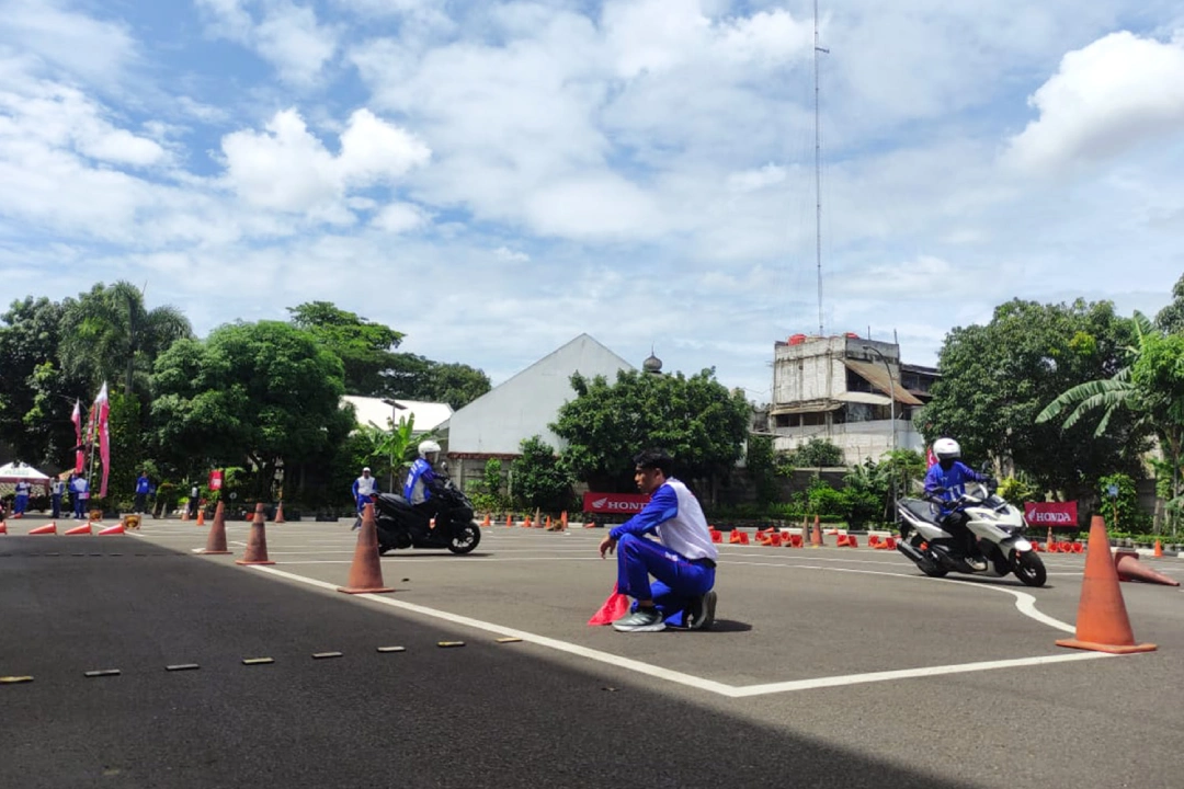 Safety Riding Skill Cari Aman Competition 2025 - jurnalbikers.com